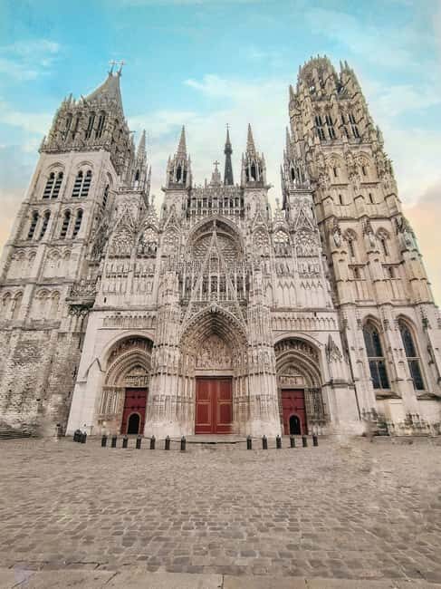 Small Group Guided Tour of the Secret History of Rouen - Key Points