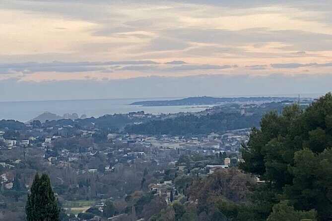 Small-Group Half-Day Tour to St-Paul-de-Vence, Antibes and Cannes from Nice - FAQ