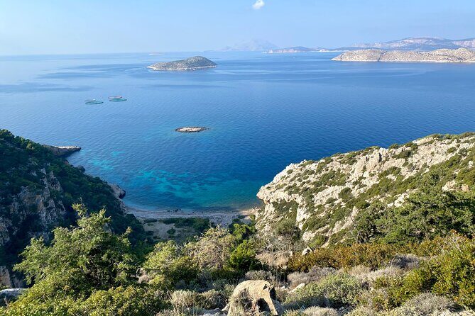 Small group hiking between the beach and Kritinia Castle - Pricing and Value Analysis