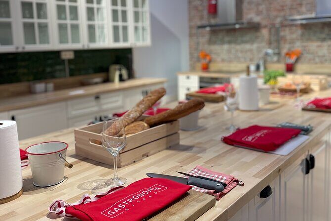 Small-group Immersive Basque Cooking Class in Bilbao with Open Bar - Key Points