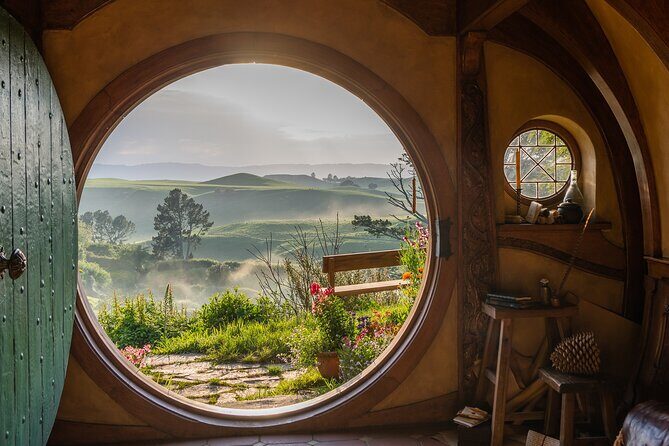 Small Group Luxury Hobbiton Tour incl. Lunch From Auckland - Considerations for Travelers