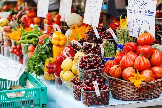 Small Group Market tour and Dining Experience at a Cesarina's home in Brindisi - Authentic Flavors and Friendly Guidance: A Small Group Market and Dining Experience in Brindisi