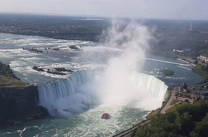 Small Group Niagara Falls Day Tour from Toronto with Boat cruise - Who Is This Tour Best For?