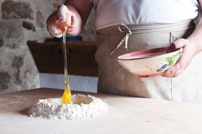 Small Group Pasta Making Class Wine Tasting in a Tuscan Castle - Key Points