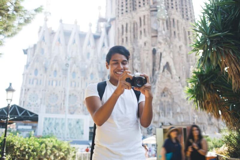 Small-Group Sagrada Familia Fully Guided Tour - Small-Group Sagrada Familia Fully Guided Tour: A Deep Dive into Gaudí’s Iconic Masterpiece