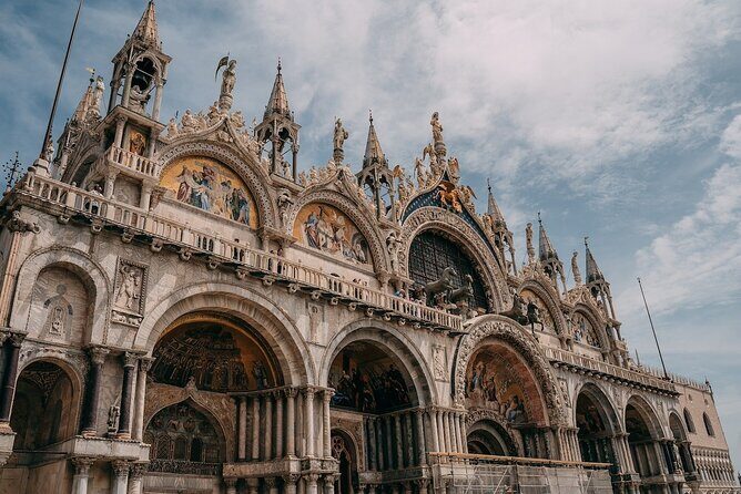 Small-group Saint Marks Basilica Priority Access - Tour Itinerary in Detail