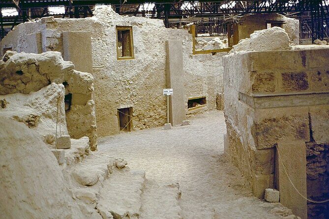 Small Group Santorini Discovery Tour with Lunch and Wine Tasting - An In-Depth Look at the Tour Experience