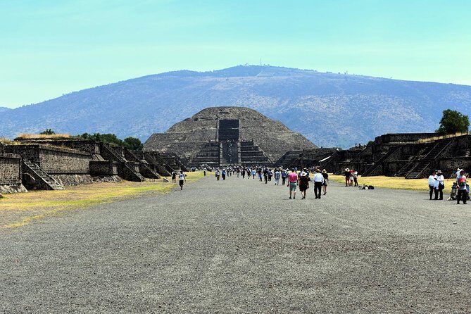 Small Group: Teotihuacan Pyramids and Shrine of Guadalupe with Lunch - Authentic Insights from Past Travelers