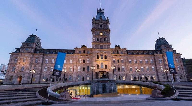 Small group: Toronto, Montreal, Quebec & Niagara 4-Day Tour - The Sum Up