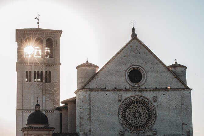 Small Group Tour of Assisi and St. Francis Basilica - Detailed Tour Breakdown