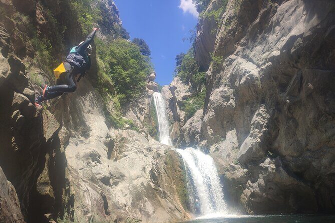 Small Group Tour of Canyoning in Cetina River Canyon - The Experience: What to Expect from the Canyoning Tour