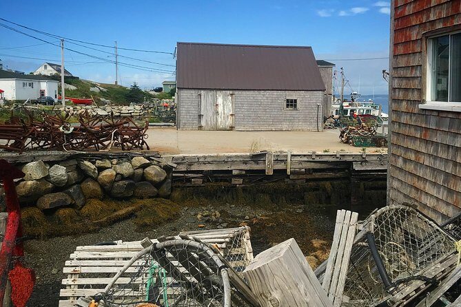 Small Group Tour - Peggy's Cove, Lunenburg, the Annapolis Valley - FAQs