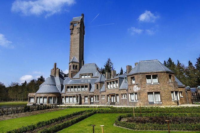 Small Group Tour to NP Hoge Veluwe (van Gogh) from Amsterdam - The Experience: Balancing Nature, Art, and Comfort