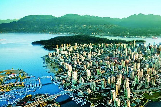 Small Group Tour: Vancouver Sightseeing and Capilano Suspension Bridge - Who Is This Tour Best For?