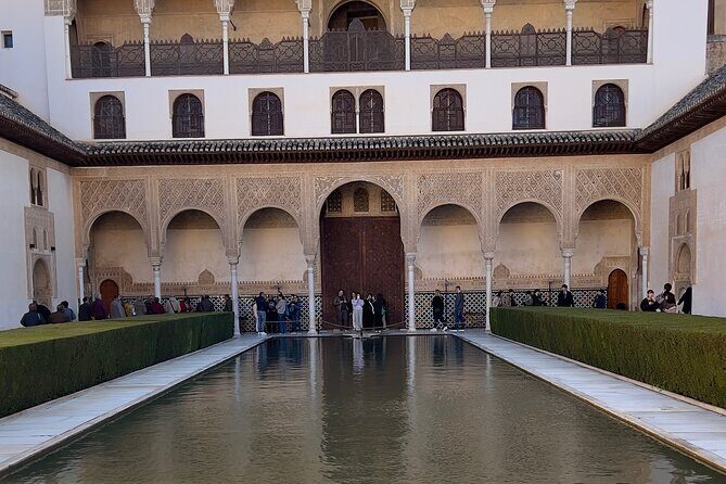 Small group visit to the Alhambra with tickets included - What Makes This Tour Stand Out?