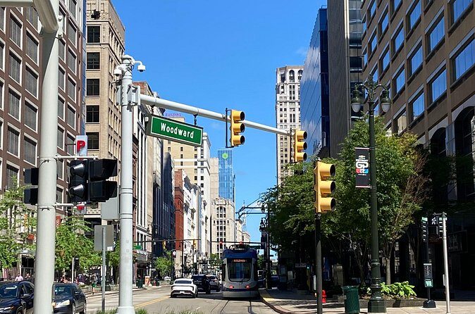 Small Group Walking Bar Tour - Final Words