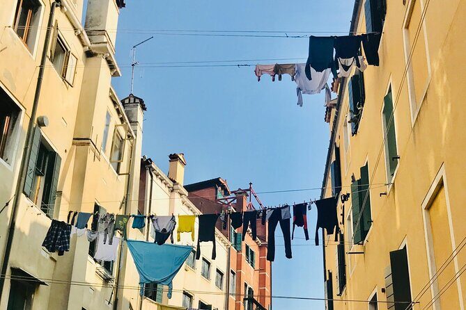 Small-Group Walking Tour of the Jewish Ghetto in Venice - Key Points