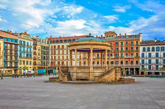 Small Group Walking Tour Pamplona - FAQs