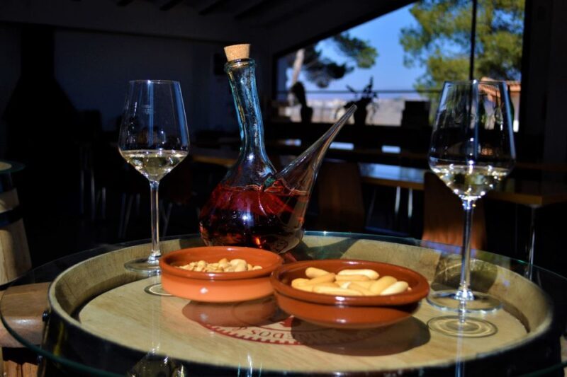 Small-Group Wine Tour from Valencia with Tastings Max 7 - FAQ