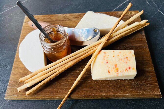 Small-Group Wine Tour in Athens with Tasting - Group Size and Logistics