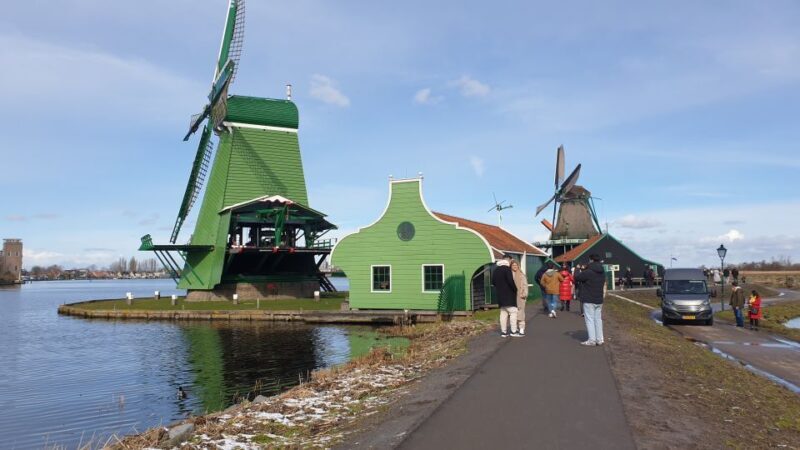 Small Group Zaanse Schans & Volendam Tour w/ Hotel Pick up - Authentic Experiences and Insights from Travelers