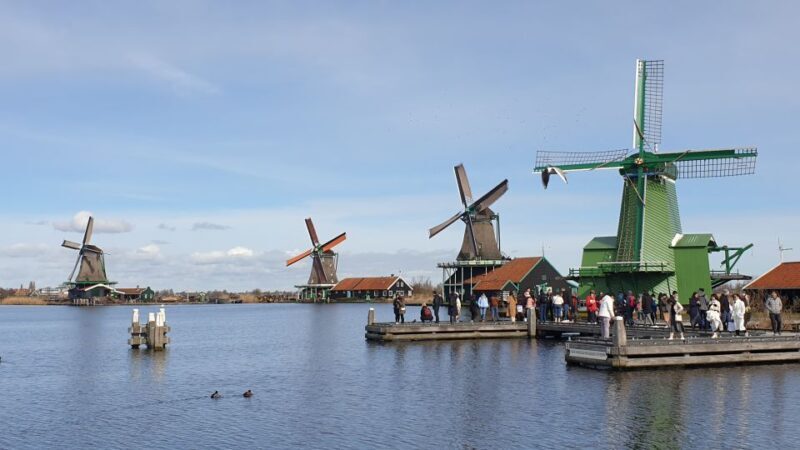 Small Group Zaanse Schans & Volendam Tour w/ Hotel Pick up - Who Should Consider This Tour?