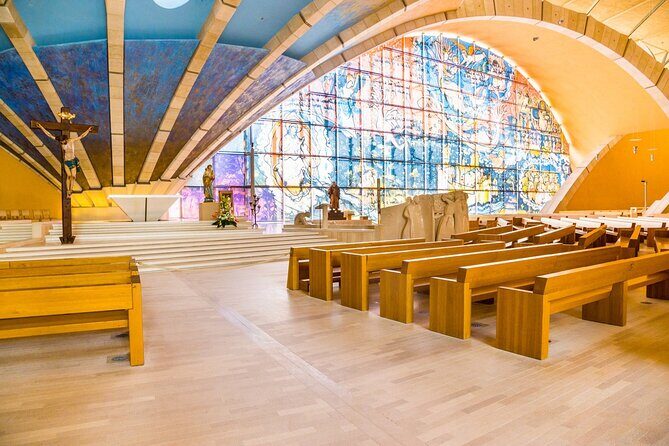 Small groups from Rome: Padre Pio and Grotto of San Michele - The Value and the Price