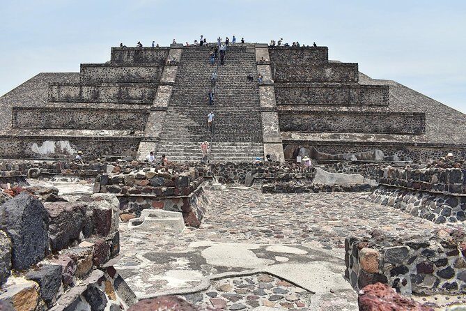 Small VIP Group: Teotihuacan Pyramids and Shrine of Guadalupe with lunch - Who Will Love This Tour?