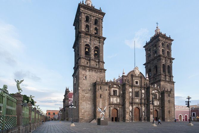 Small VIP Group Tour to the Magical Towns of Puebla and Cholula from Mexico City - FAQ
