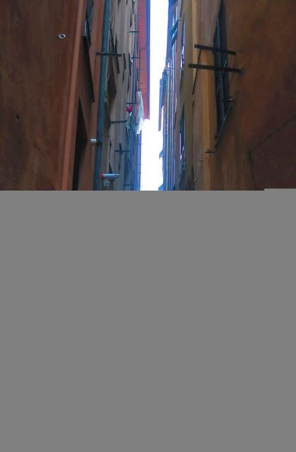 Smart guiding around a city with unique features. - The Value Proposition