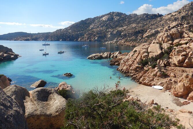 Smeralda Boat Tour and snorkeling - Accessibility and Convenience  