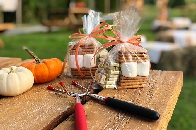 Smokies, S'mores, Mulled Wine and Fall Fun at Kelowna Winery - Introduction