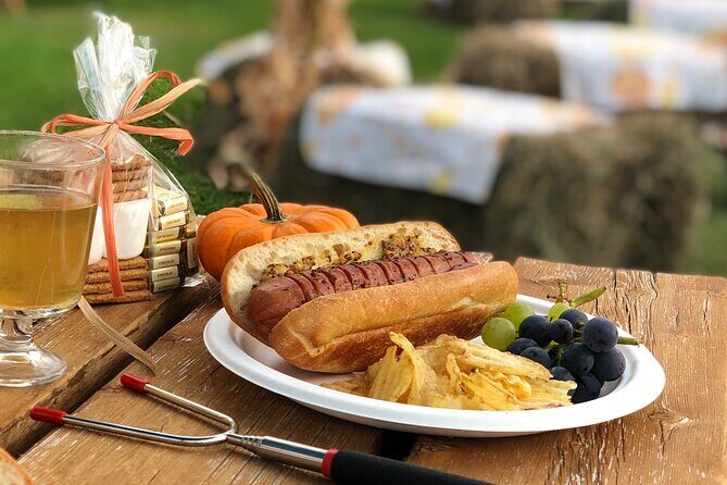 Smokies, S'mores, Mulled Wine and Fall Fun at Kelowna Winery - Key Points