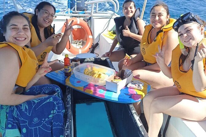 Snorkel along the coast, explore two reefs by Chivis del Mar - An In-Depth Look at the Snorkel Tour Experience