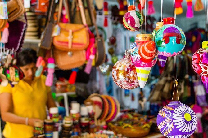 Snorkel Boat and City Shopping Tour - FAQ