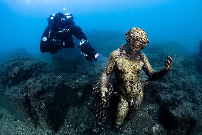 Snorkeling among the Submerged Archaeological Finds of Baia da Napoli - An in-depth look at snorkeling among Italy’s underwater Roman relics