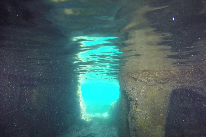 Snorkeling among the Underwater Caves of Ischia Ponte - What to Expect from the Snorkeling Tour in Ischia Ponte