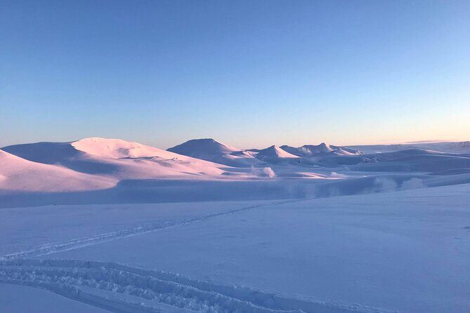Snowmobiling on Eyjafjallajökull - The Experience: What to Expect from Start to Finish  