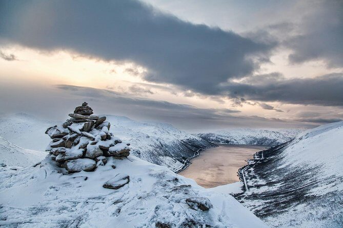 Snowshoe Hill Hike in Tromsø - Timing and Group Size