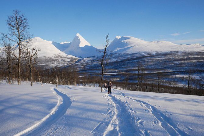 Snowshoeing With A View - FAQ