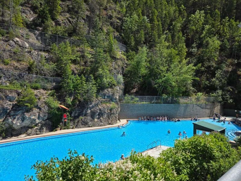 Soak & Explore: Radium Hot Springs and Kootenay Park Tour - An In-Depth Look at the Tour Experience