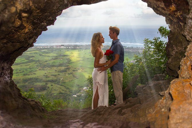 Social influencer and Travel Blogger Adventure on Kauai - Key Points