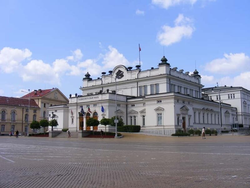 Sofia by Night: Panoramic City Tour and Folklore Dinner - Who Should Book This Tour?