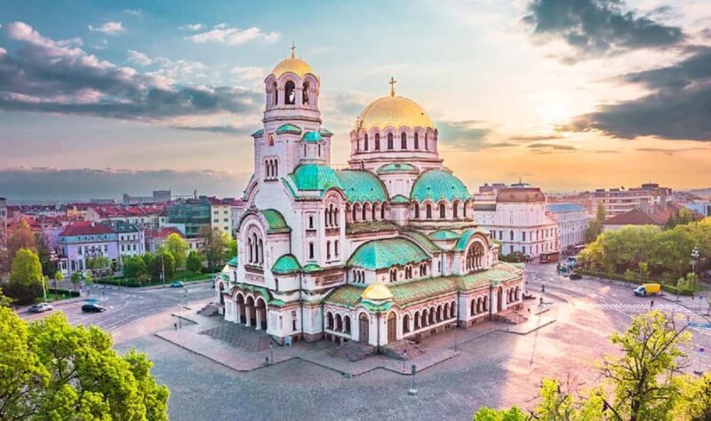 Sofia: History And Heritage - Small Group Guided Tour - Discovering Sofia in 2 Hours: What to Expect