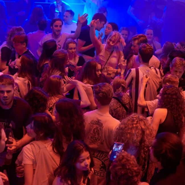 Sofia's Hidden Bars: 4-Hour Pub Crawl - Key Points