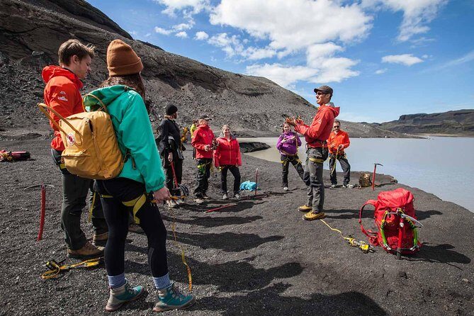 Sólheimajökull Glacier Hike  Adventure in a Small Group - Rest Breaks and Photo Opportunities