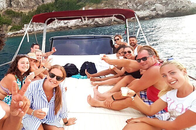 Sorrento Coast Sunset Sail  2 Hour Happy Hour Experience - An Authentic 2-Hour Sorrento Coast Sunset Sail