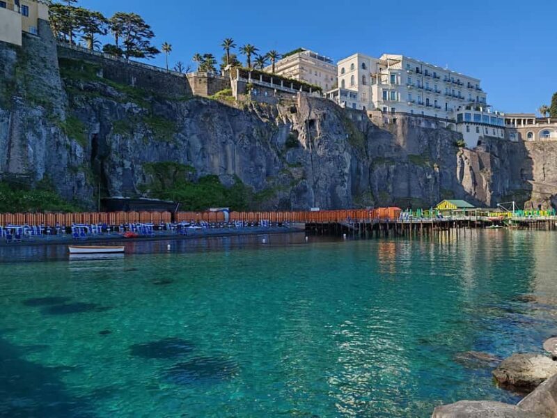 Sorrento: Gothic-Baroque Art Tour & Free local Tasting - Itinerary Breakdown: What to Expect