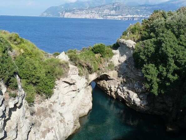 Sorrento Private Boat Tour at Sunset with Prosecco - Key Points