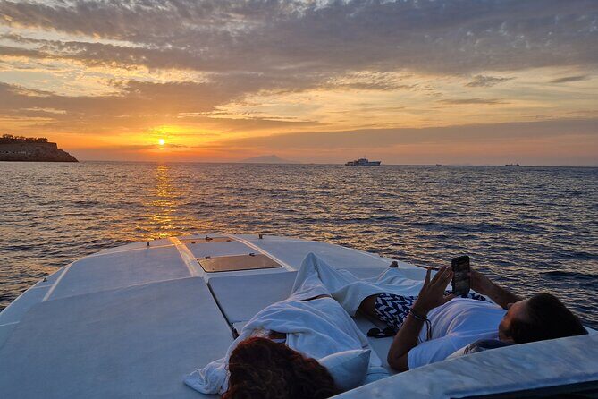 Sorrento Sunset Aperitif Cruise: Sip, Sail & Soak in the Views - Who Should Consider This Tour?
